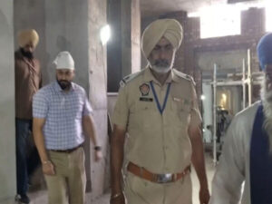 Punjab: 2 Dead, Several Injured After Iron Plates From Ceiling ...